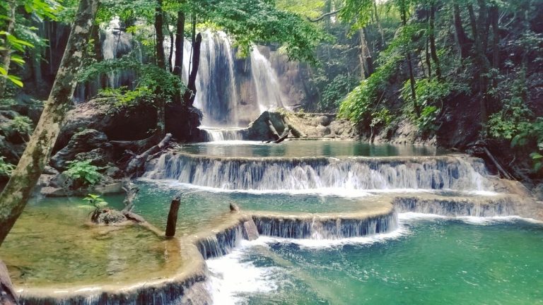 Pulau Mojo: Surga Tersembunyi Di Sumbawa Yang Bikin Betah Berlama-lama ...